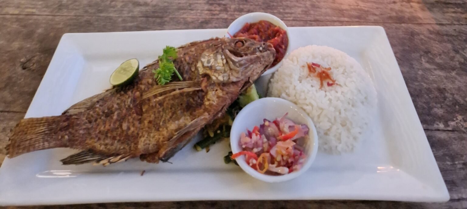 A Local's Guide on What to Eat in Bali! - Hello Tasia!